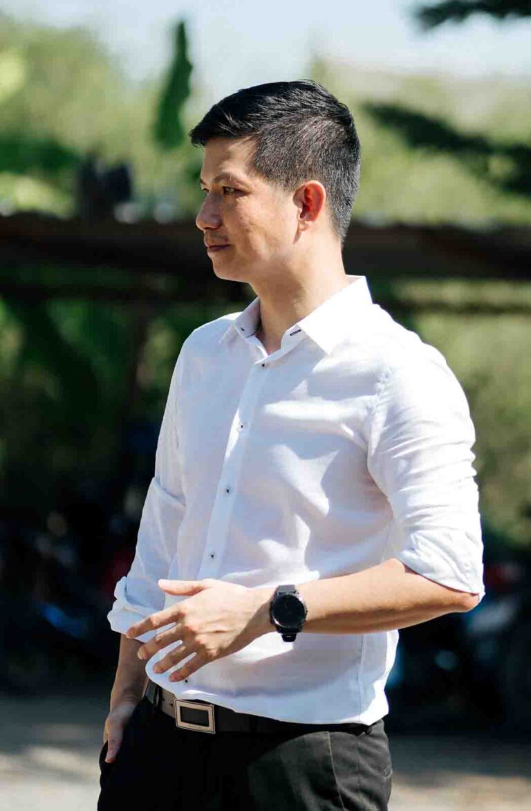 Reach Trucks (รถโฟล์คลิฟท์ไฟฟ้าแบบยืนขับ) FORX รุ่น CQD15SD